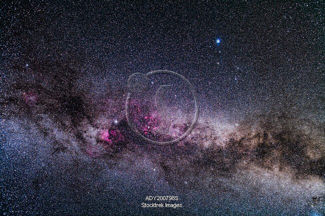 The constellations of Cygnus and Lyra in the northern summer Milky Way ...